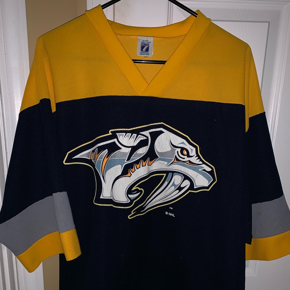 Vintage Nashville Predators Logo 7 Jersey Size L - Gem
